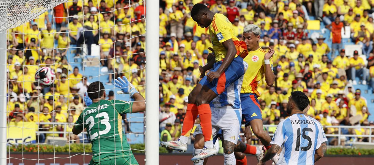 Yerson Mosquera deslumbró con su primer gol en la Selección Colombia ...